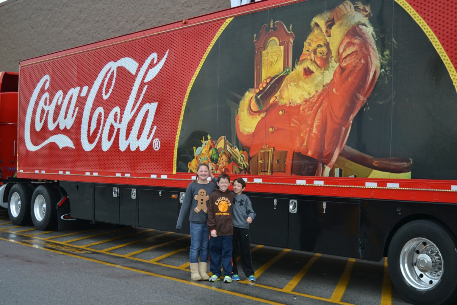 The Coca-Cola Holiday Caravan Tour Spreads the Magic of the Season ...
