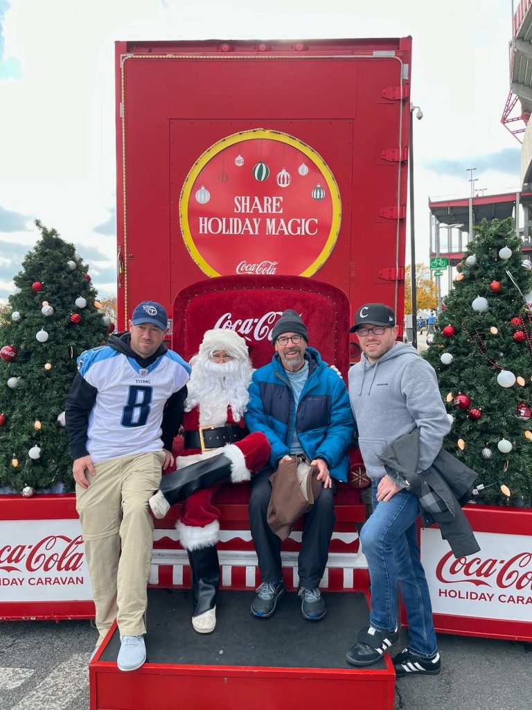 The Coca-Cola Holiday Caravan Tour Spreads the Magic of the Season ...